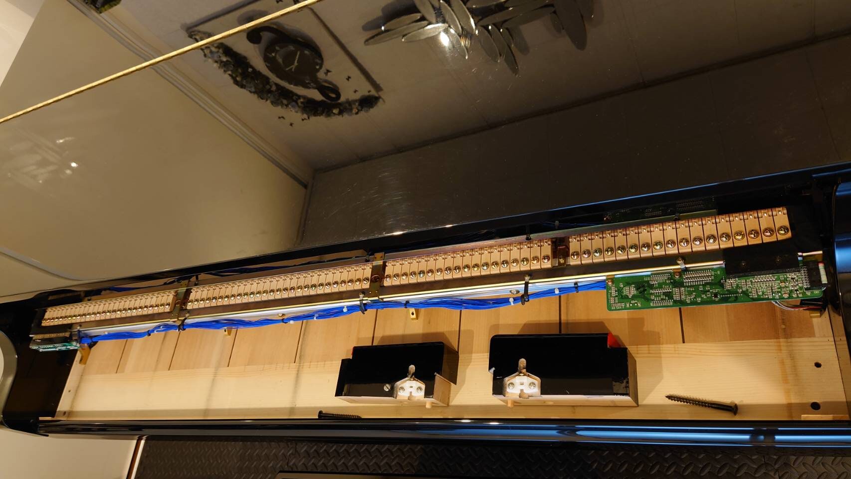 鍵盤のブッシング クロス交換完了 Replacing Piano Key Bushings | Sushiana International ...